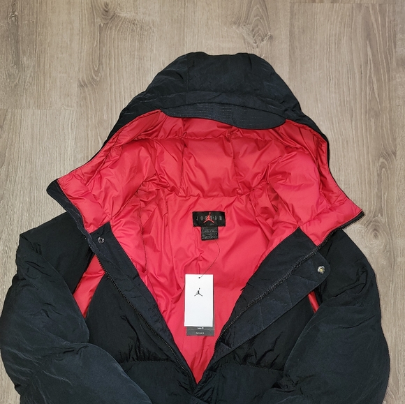 Jordan | Jackets & Coats | Brand New Jordan Essentials Puffer Jacket ...